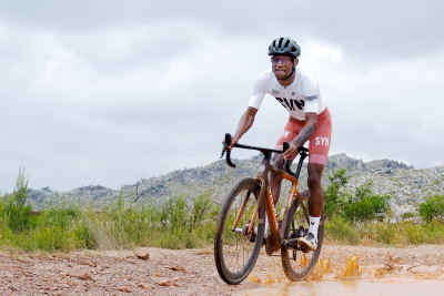 Storck Grix Gravel Bikes – High-End Carbon Performance & Bikepacking